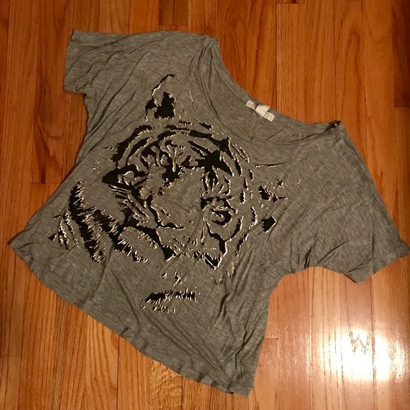 Tops | Cropped Lion Shirt | Poshmark